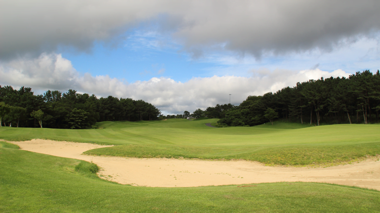 Best Courses for Golf in Jeju Island | 10 Magazine Korea
