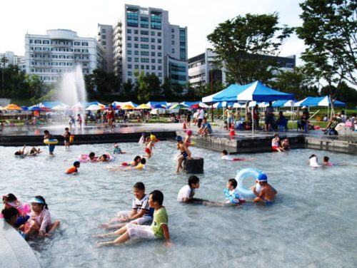 8 Ways to Survive Sweltering Seoul in Summer